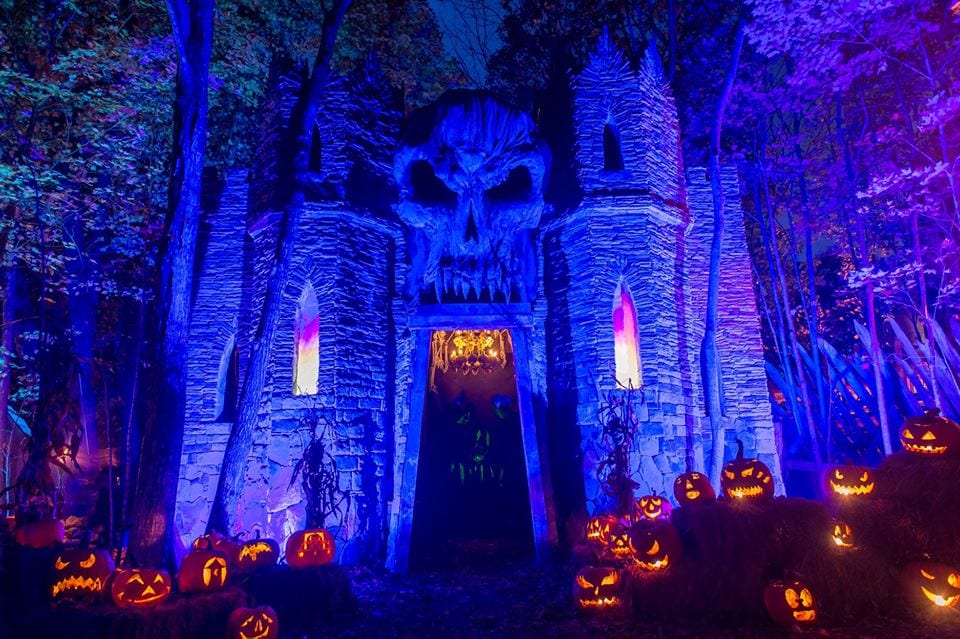 These Are the 10 Scariest Haunted Houses in America