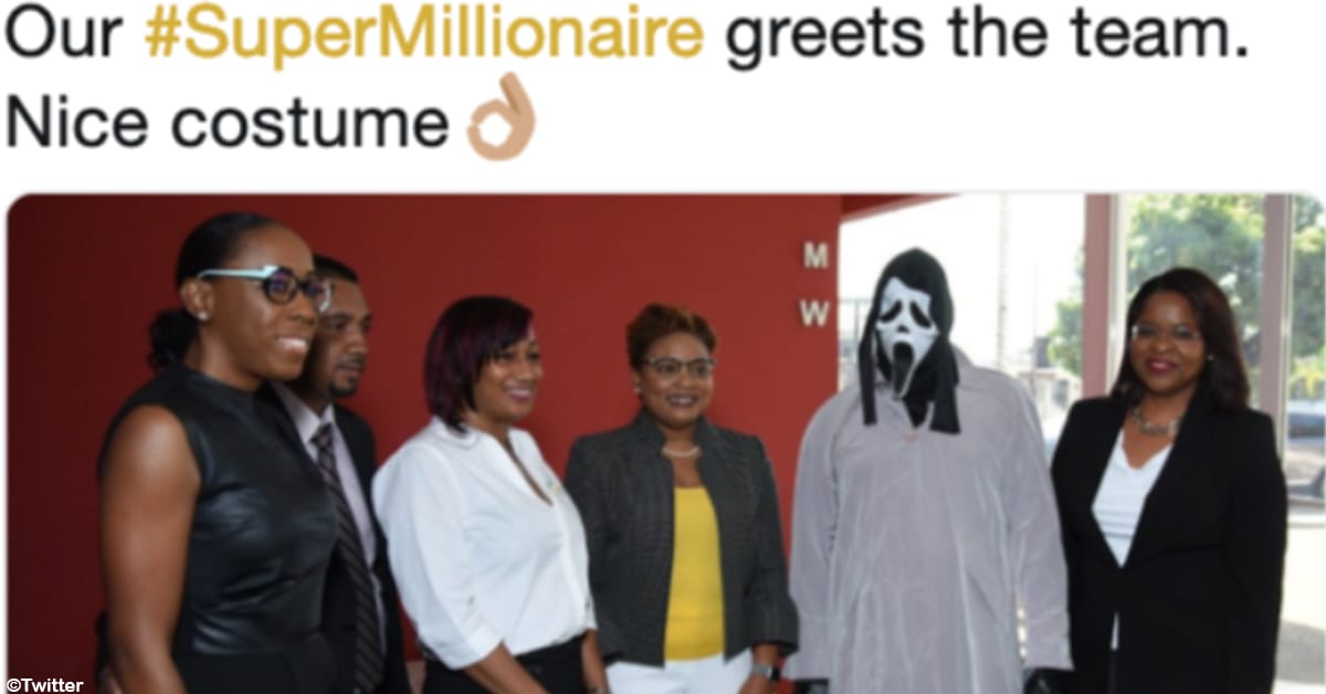 A Lotto Winner Wore a 'Scream' Mask to Collect His Winnings