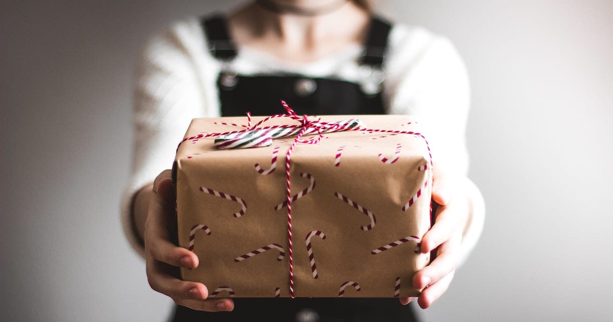 Study Finds Poorly Wrapped Gifts Make People Happier Than Perfect Ones