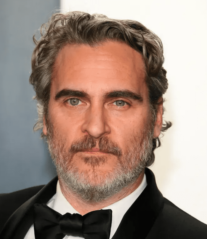 12 Celebrities Who Used to Have Different Last Names