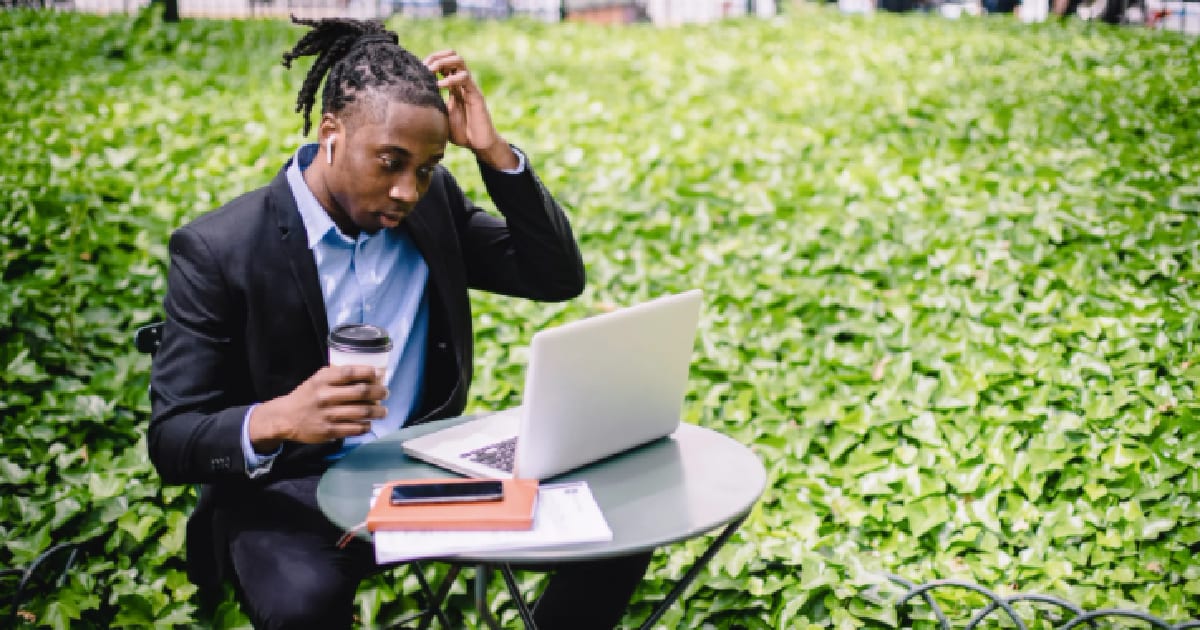 Here's Why People Scratch Their Heads When They're Thinking