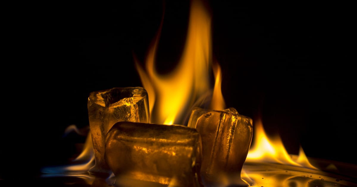 The Bizarre Form of Water That Could Exist Throughout the Universe ...